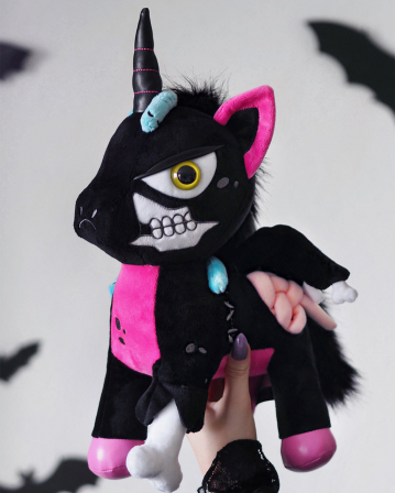 KILLSTAR Vampire Batblood Kreeptures Plush Toy ★ Gothic cuddly toy ...