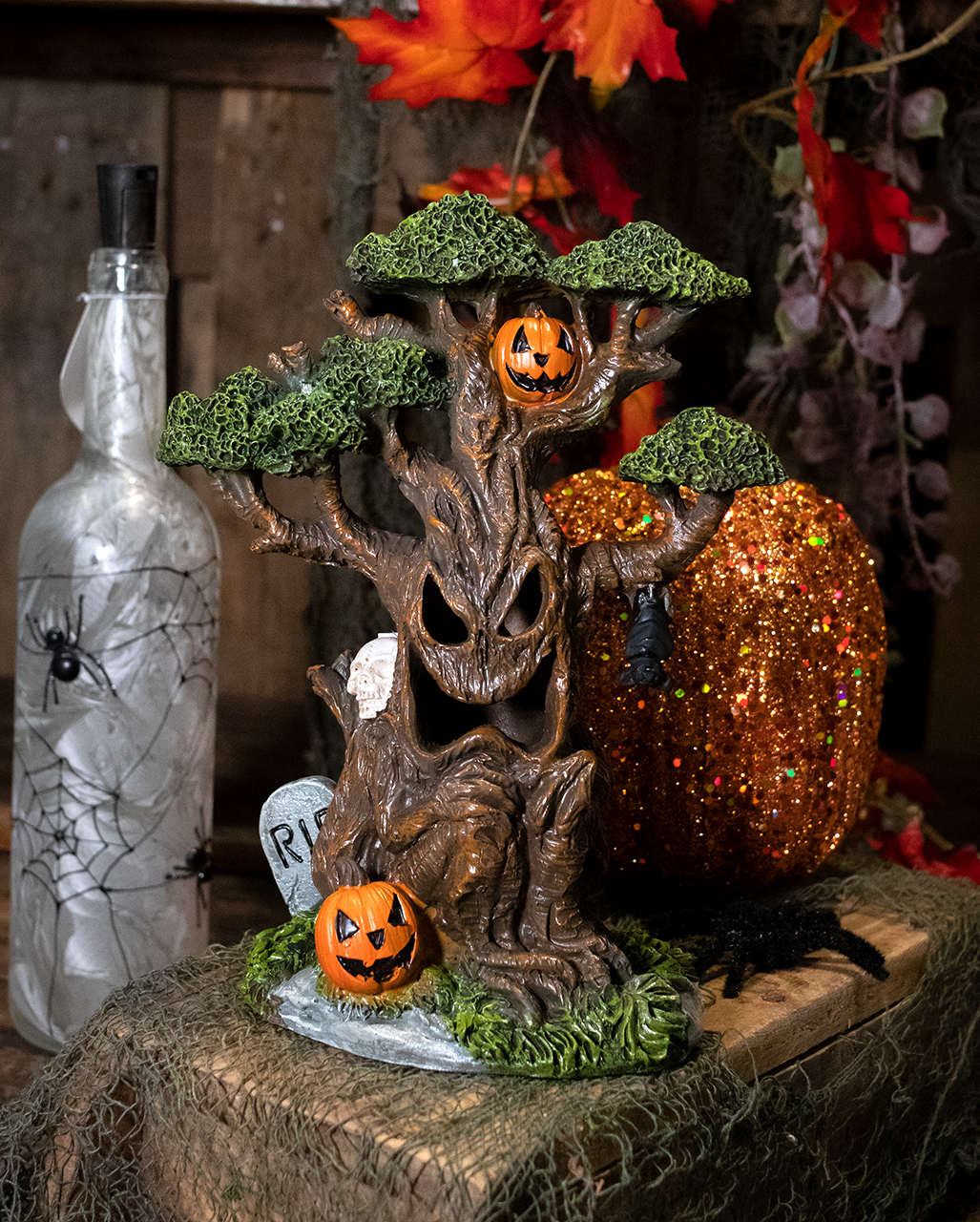 Spooky LED Ghost Tree With Pumpkin & Tombstone 22cm ★ | - Karneval Universe