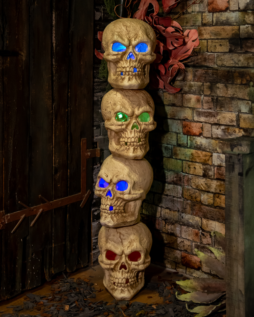 Skull Tower With 4 Skulls & Light 120cm as Halloween decoration ...